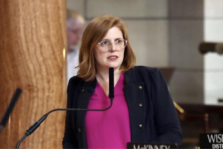 Nebraska Filibuster Over Trans Rights Echoes Wendy Davis’ 2013 Abortion ...